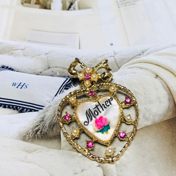 Vintage | Jewelry | Vintage Gold Tone Mother Brooch | Poshmark